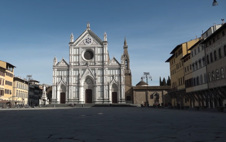 piazza-santa-croce - Discover Tuscany Blog